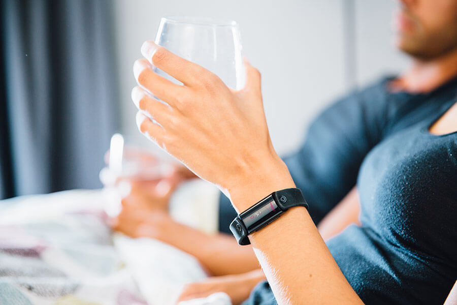 LVL – First Wearable to Track Hydration – Jill Will Run
